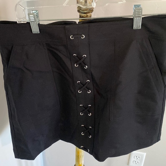 Express | Skirts | Express Brand Black Mini Skirt | Poshmark